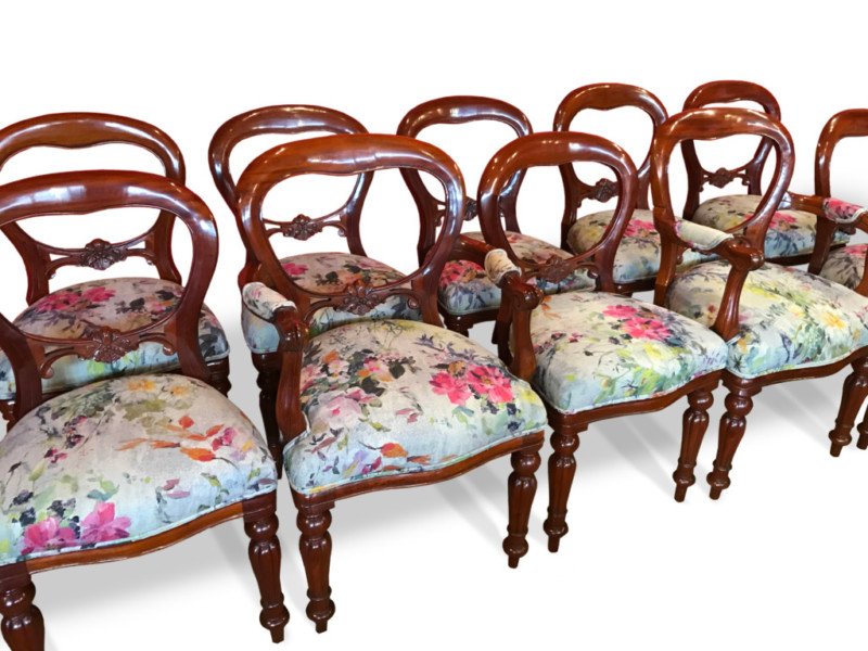 Grand set Victorian style Balloon back dining chairs - Elite Designs ...