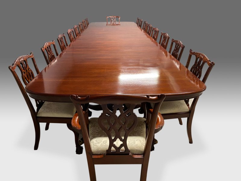 Elite Grand Regency/Chippendale style dining table set - Elite Designs ...